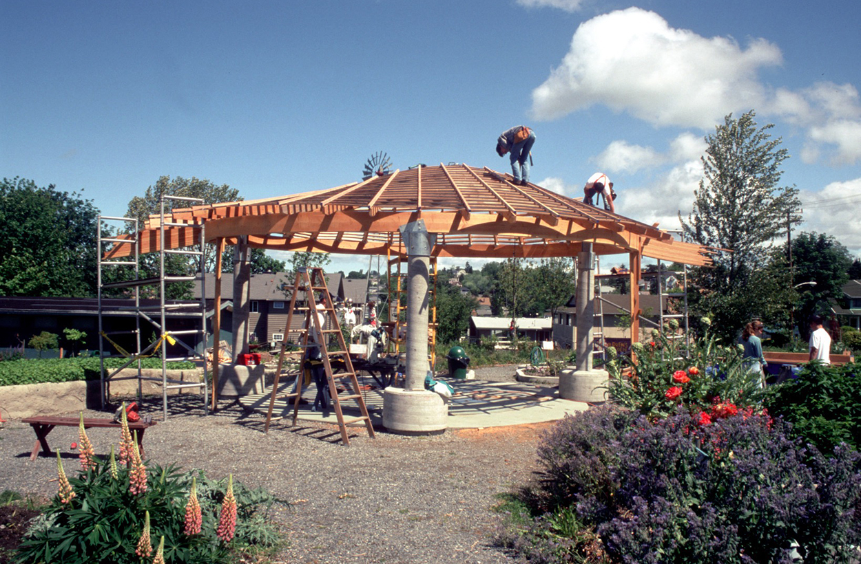 2000 Entry & Pavilion | Neighborhood Design Build Studio